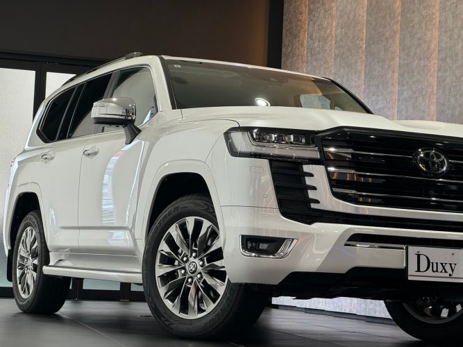 ☆Duxy可児店☆ランドクルーザー300入庫しました！！ | 新着情報｜全メーカーの新車販売、リースナブルの三和サービス（愛知）